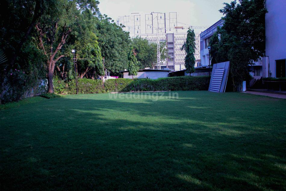 Hotel Planet Landmark Bodakdev, Ahmedabad | Banquet Hall | Wedding Lawn ...