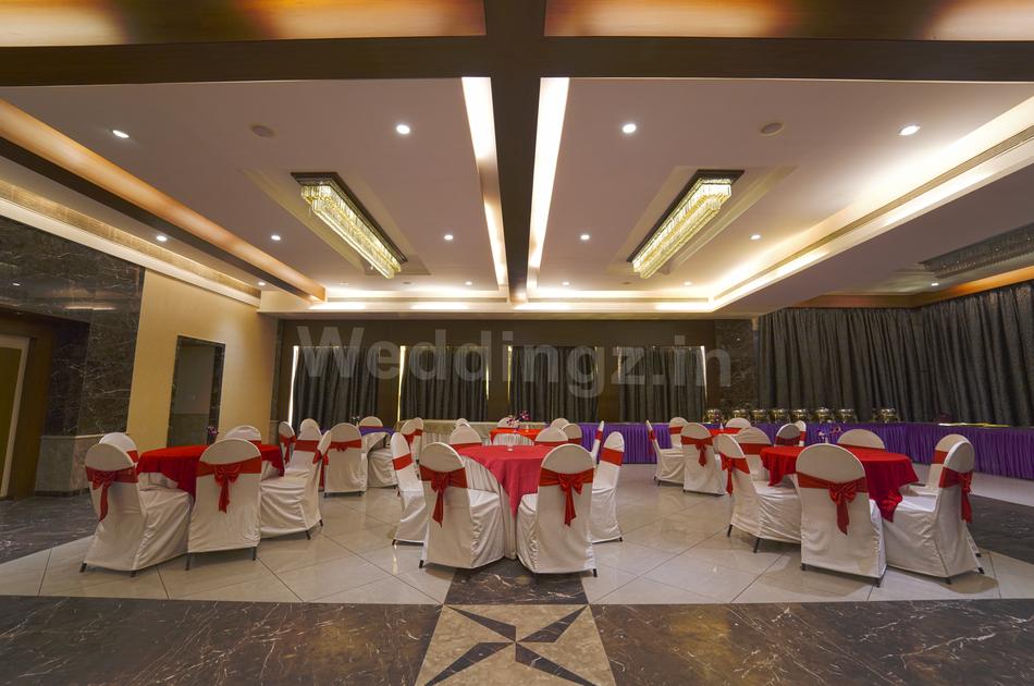 Aura Banquets Viman Nagar, Pune | Banquet Hall | WeddingZ.in