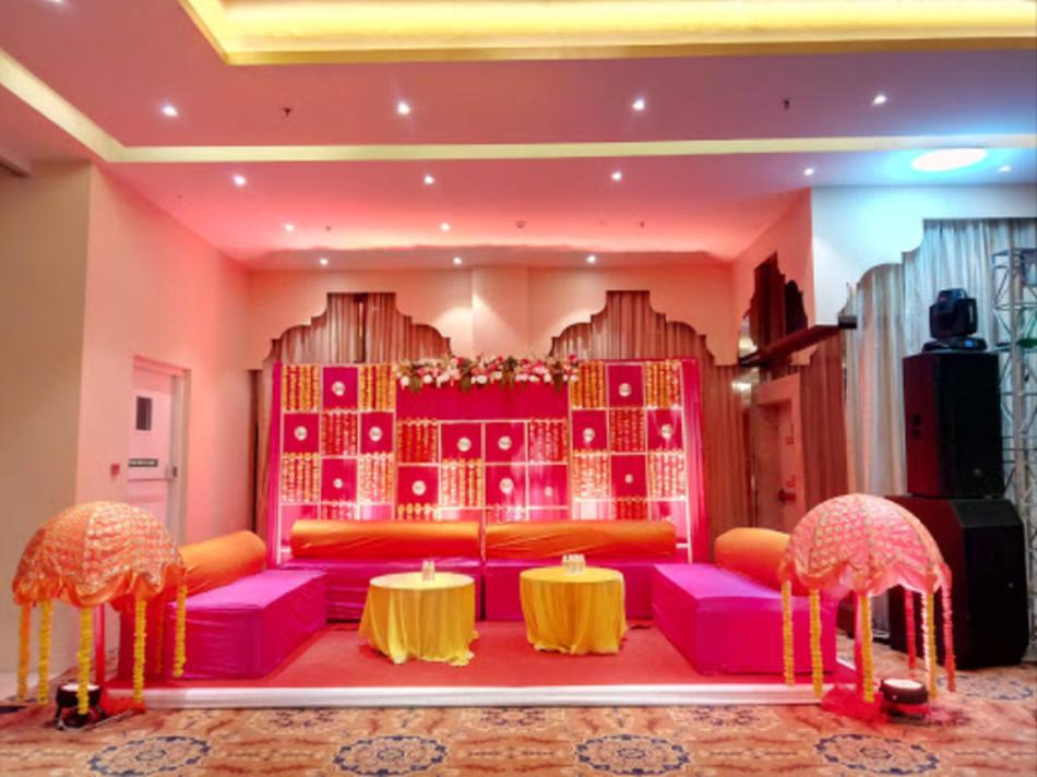 ITC Welcom Dwarka, Delhi | Banquet Hall | Wedding Lawn | WeddingZ.in