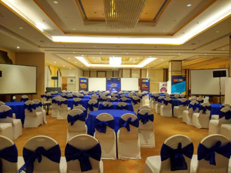 ITC Welcom Dwarka, Delhi | Banquet Hall | Wedding Lawn | WeddingZ.in