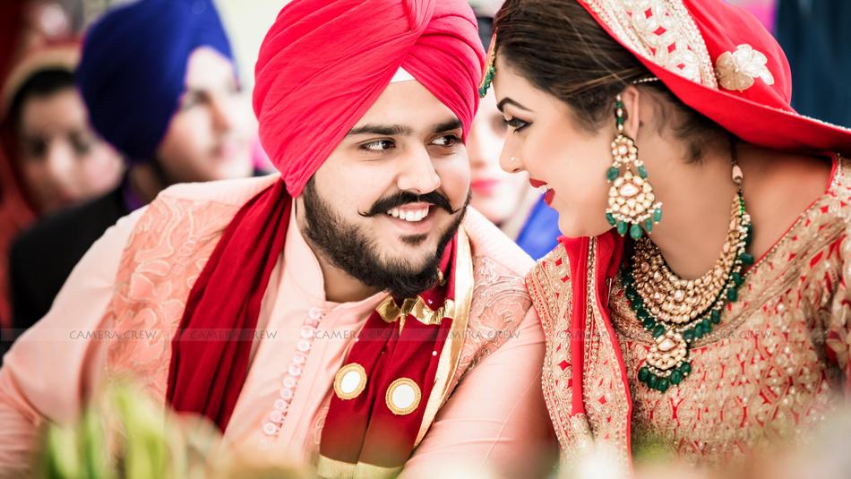 Camera Crew, Wedding photographer in Mumbai | WeddingZ