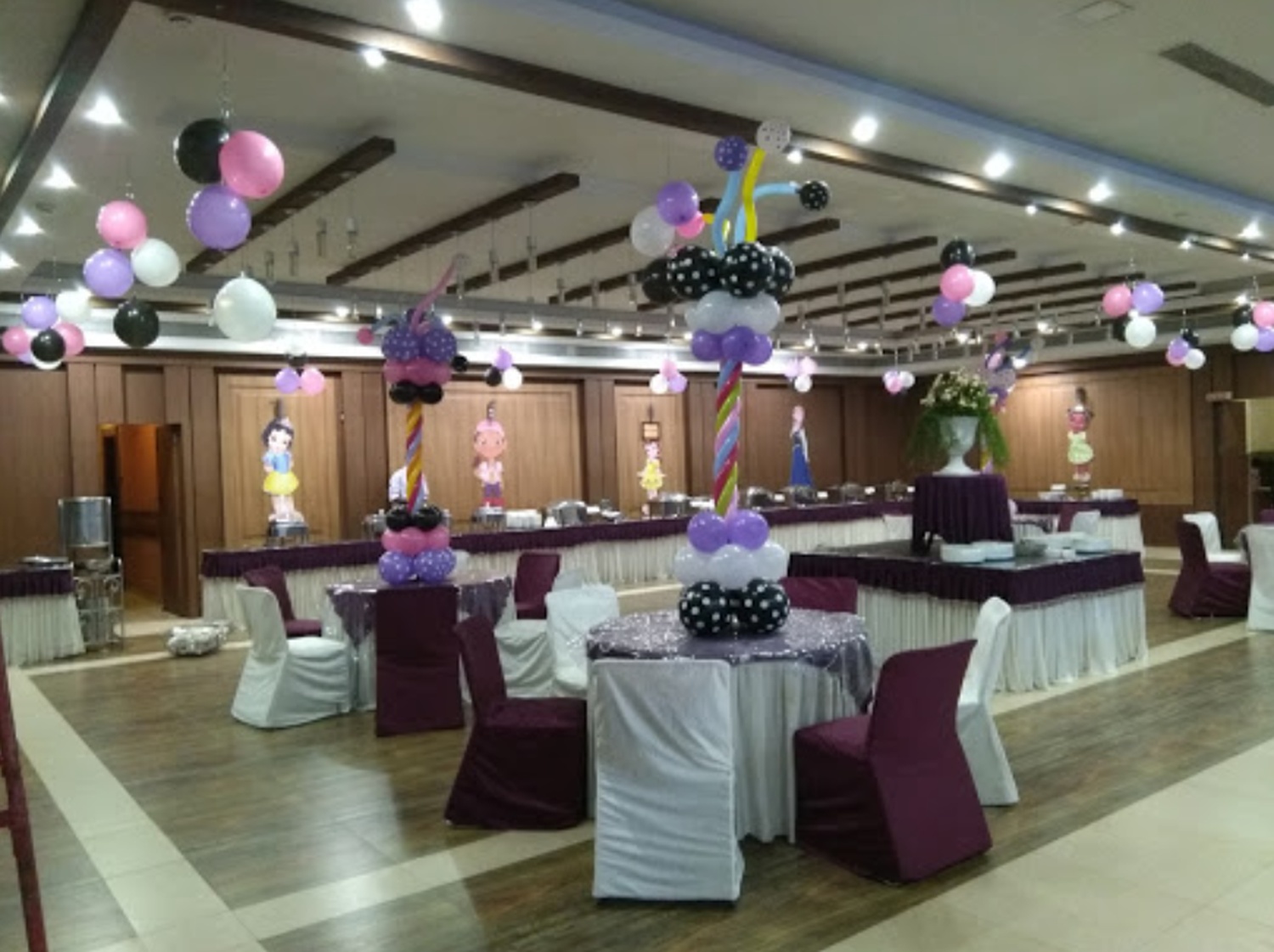 Rajwada Palace CA Road, Nagpur | Banquet Hall | Wedding Hotel | WeddingZ.in