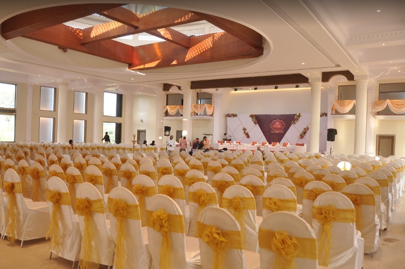Devika Banquet Satara Pune Banquet Hall Wedding Lawn WeddingZ in devika-banquet-satara-pune-banquet-hall-wedding-lawn-weddingz-in