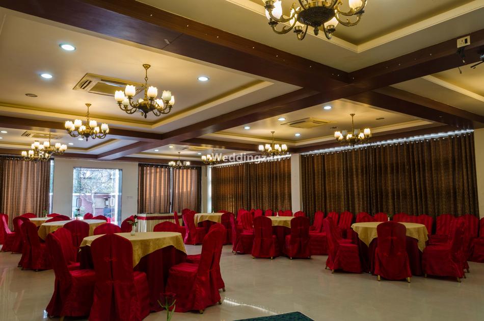 Mezza9 Family Restaurant Hinjewadi, Pune | Banquet Hall | WeddingZ.in
