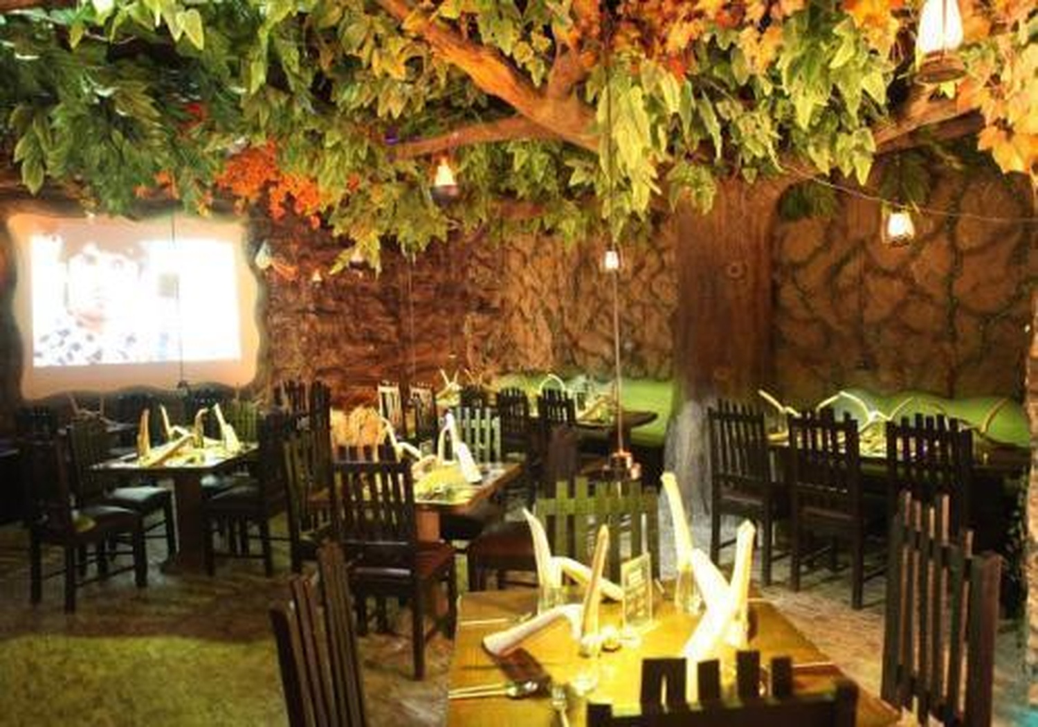 Rainforest Cbd-Belapur, Mumbai | Banquet Hall | WeddingZ.in