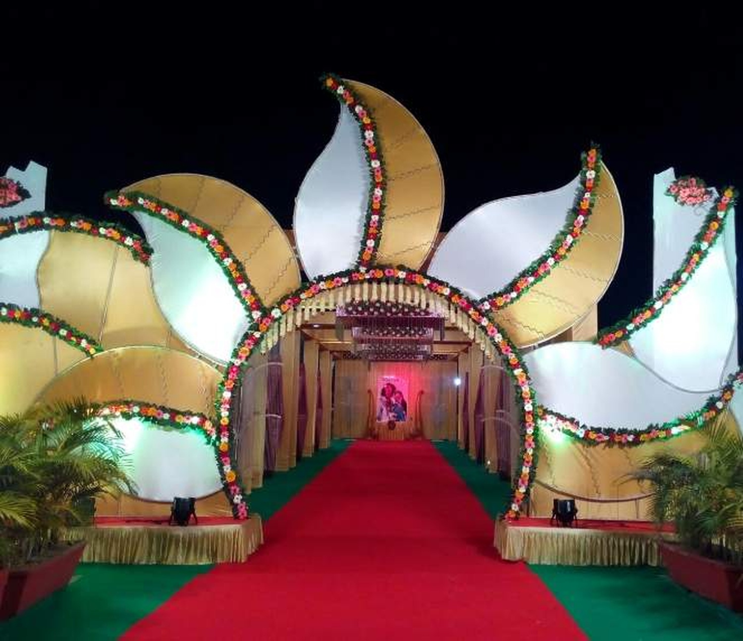 Shubham Party Plot Vasna Road, Baroda | Banquet Hall | Wedding Lawn ...