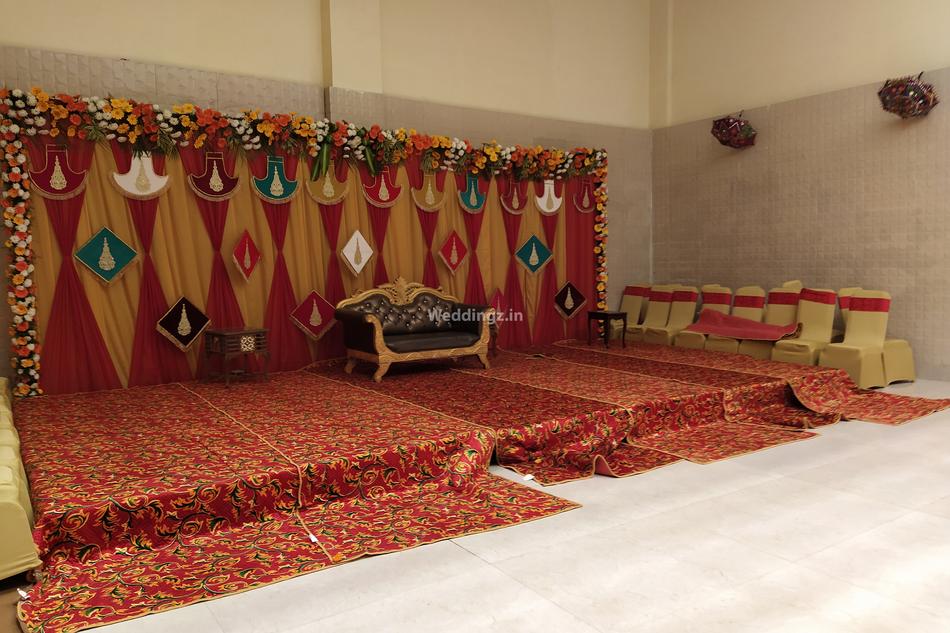 Hotel Rajvanshi Sector 8, Gurugram | Banquet Hall | WeddingZ.in