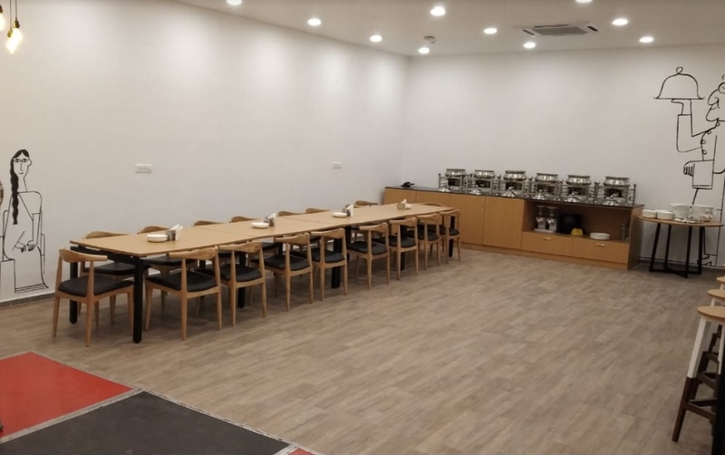 OYO Townhouse 094 Bhera Enclave Paschim Vihar, Delhi | Banquet Hall ...