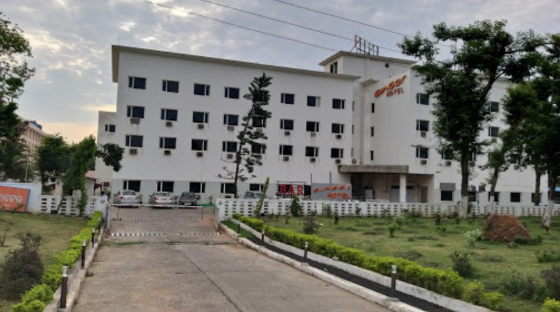 Hotel Ginger Jayadev Vihar, Bhubaneswar | Banquet Hall | Wedding Lawn ...