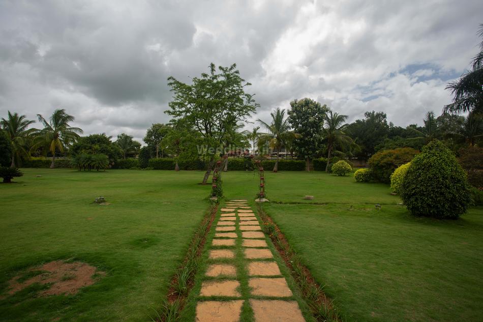 Heera Farm Yelahanka, Bangalore | Banquet Hall | Wedding Lawn | WeddingZ.in