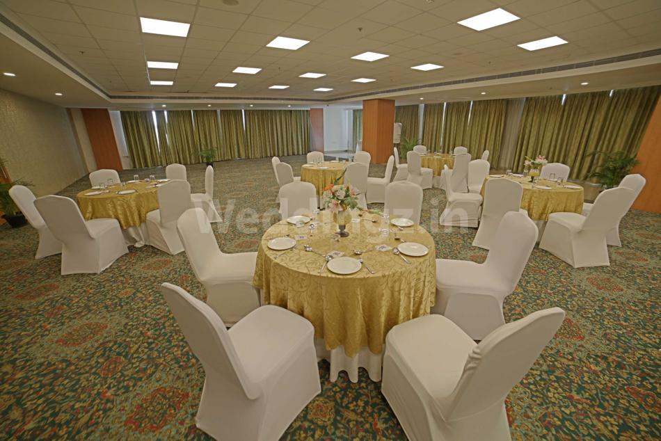 Fortune Park JP Celestial Race Course Road, Bangalore | Banquet Hall ...