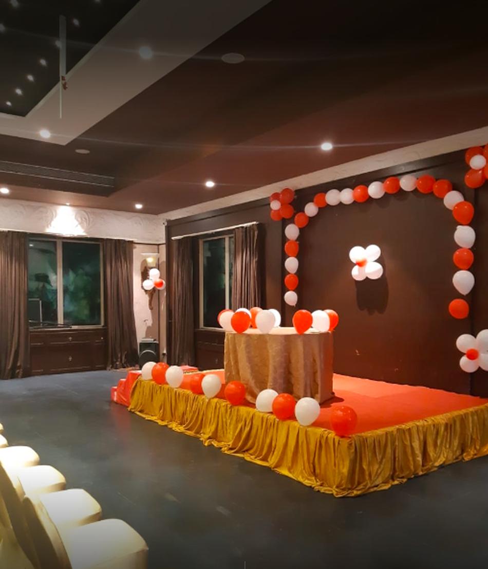 The Grand Neelam Hotel VIP Road, Raipur | Banquet Hall | Wedding Lawn ...
