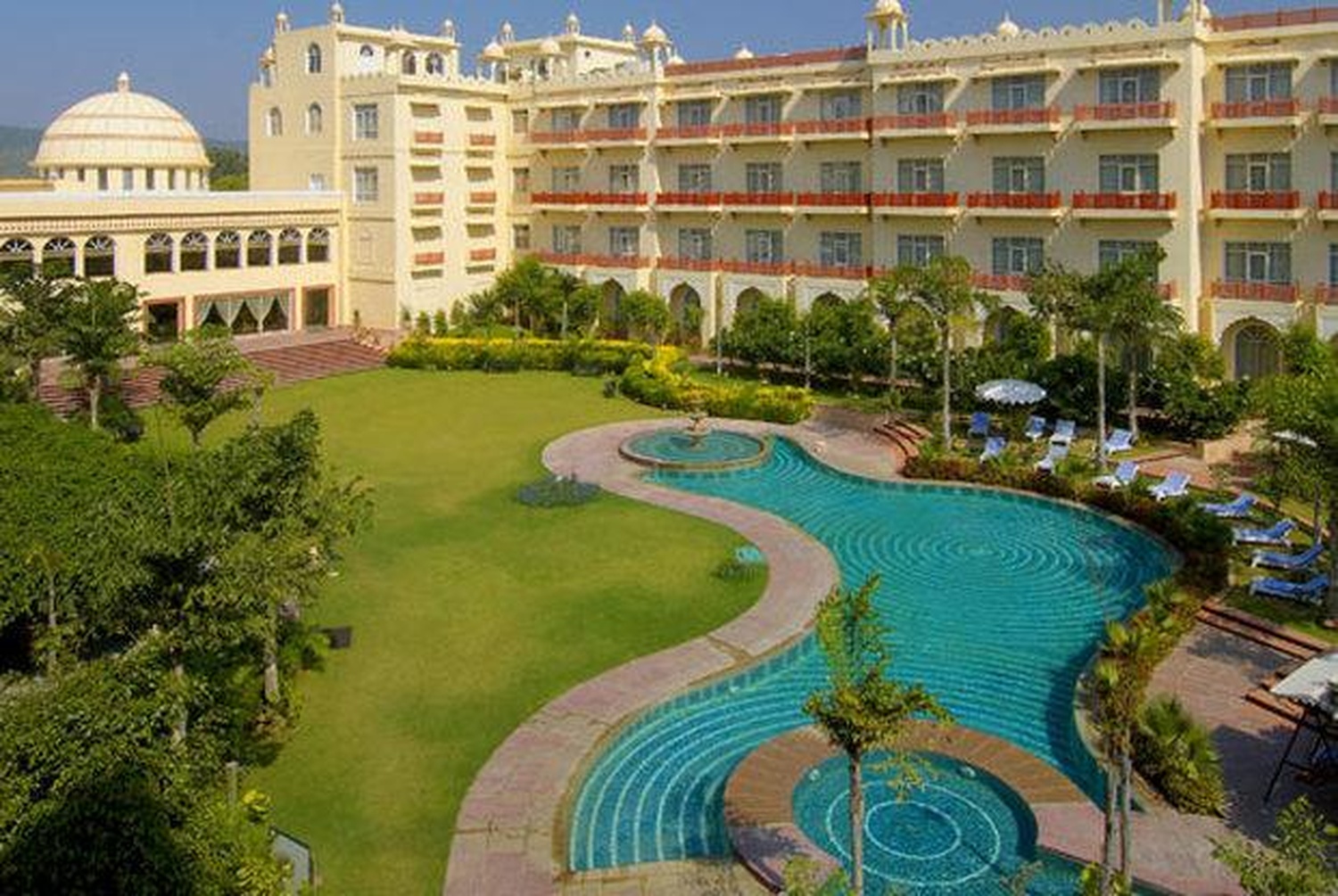 Le Meridien Kukas, Jaipur | Banquet Hall | Wedding Lawn | WeddingZ.in