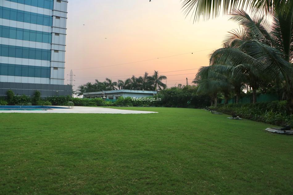 Club Interface Malad West, Mumbai | Banquet Hall | Wedding Lawn ...