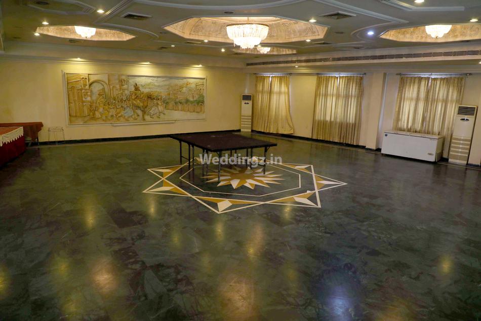 Hotel Arya Nayatoli, Ranchi | Banquet Hall | Wedding Hotel | WeddingZ.in