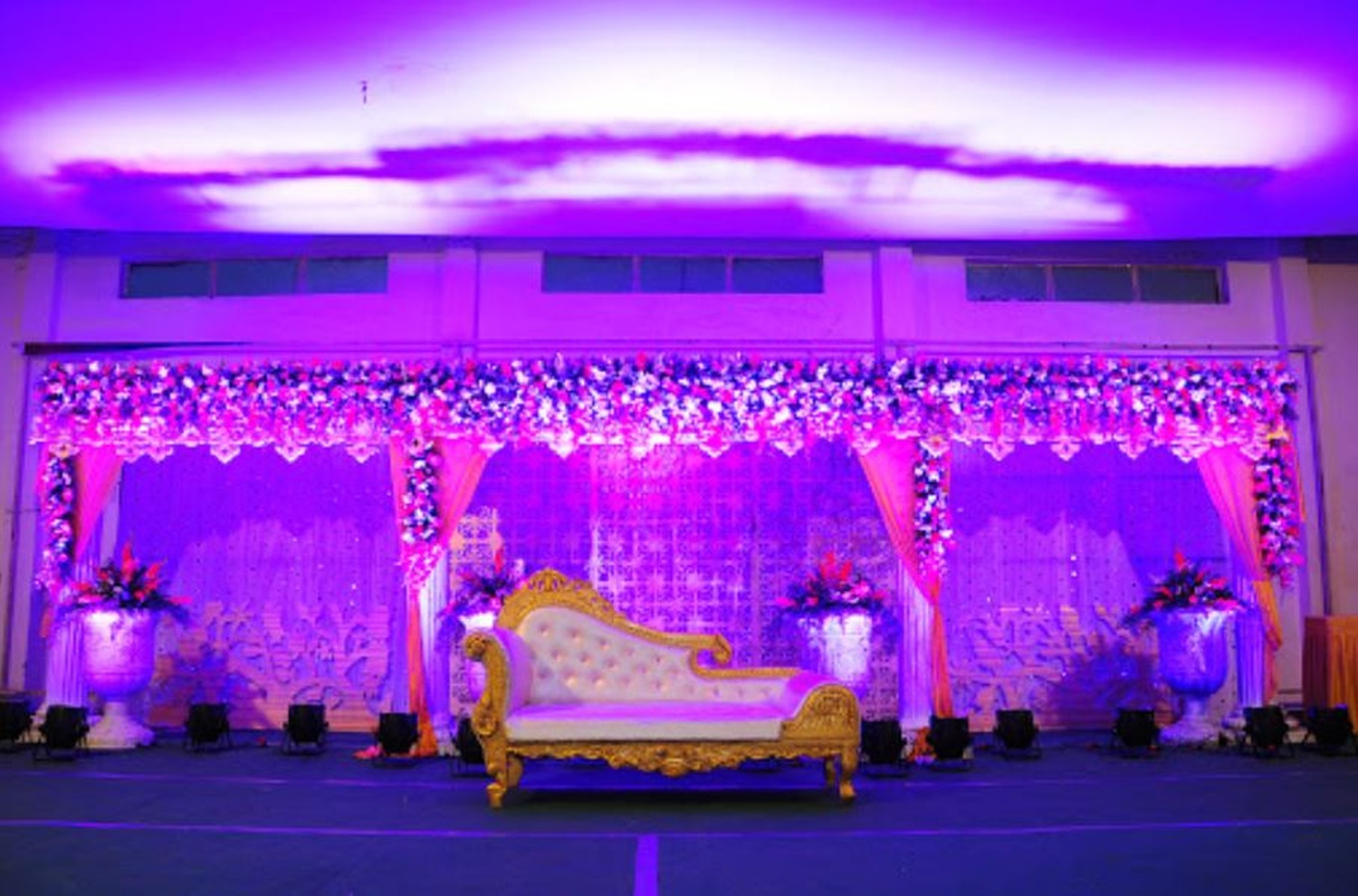 Shalimar Function Hall King Koti Road, Hyderabad | Banquet Hall ...