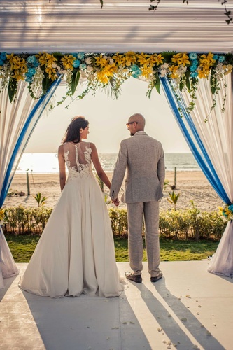 Debbie and Jonathan’s Best Day Ever! | Cities | Wedding Blog