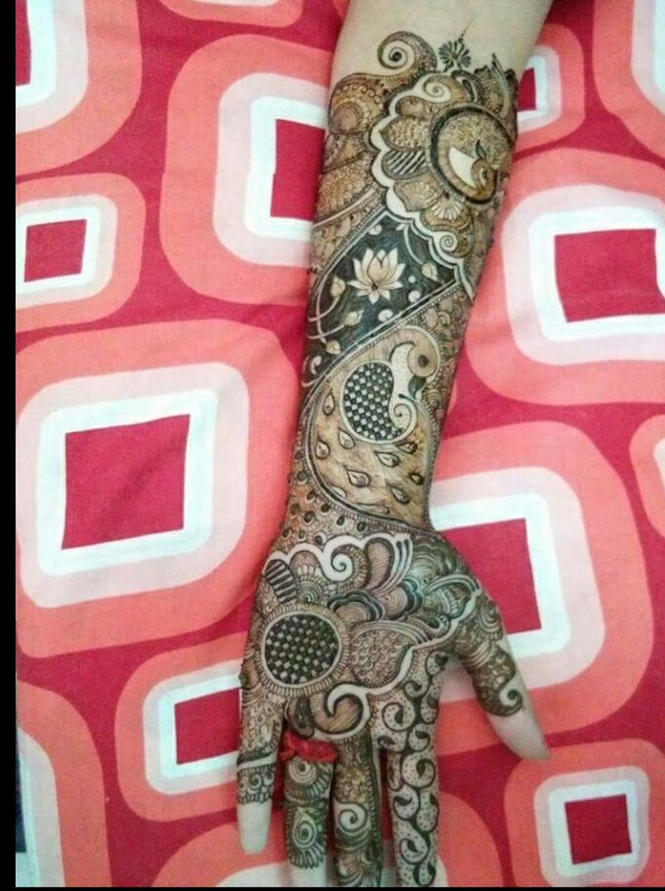 Mehendi by Shalini Gagneja, Bridal Mehndi Artist in Delhi | WeddingZ