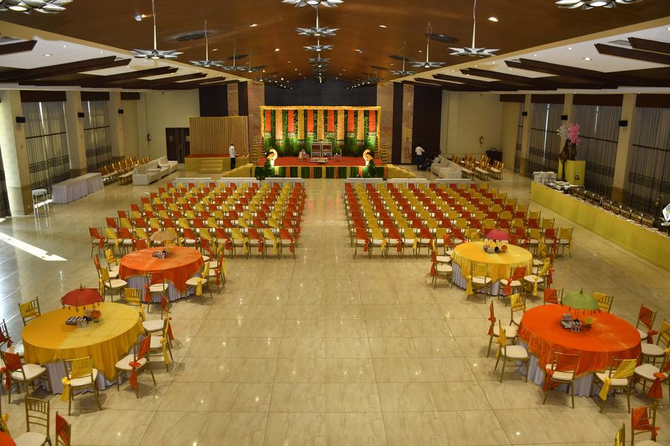 Waves Club Bhayli, Baroda | Banquet Hall | Wedding Lawn | WeddingZ.in