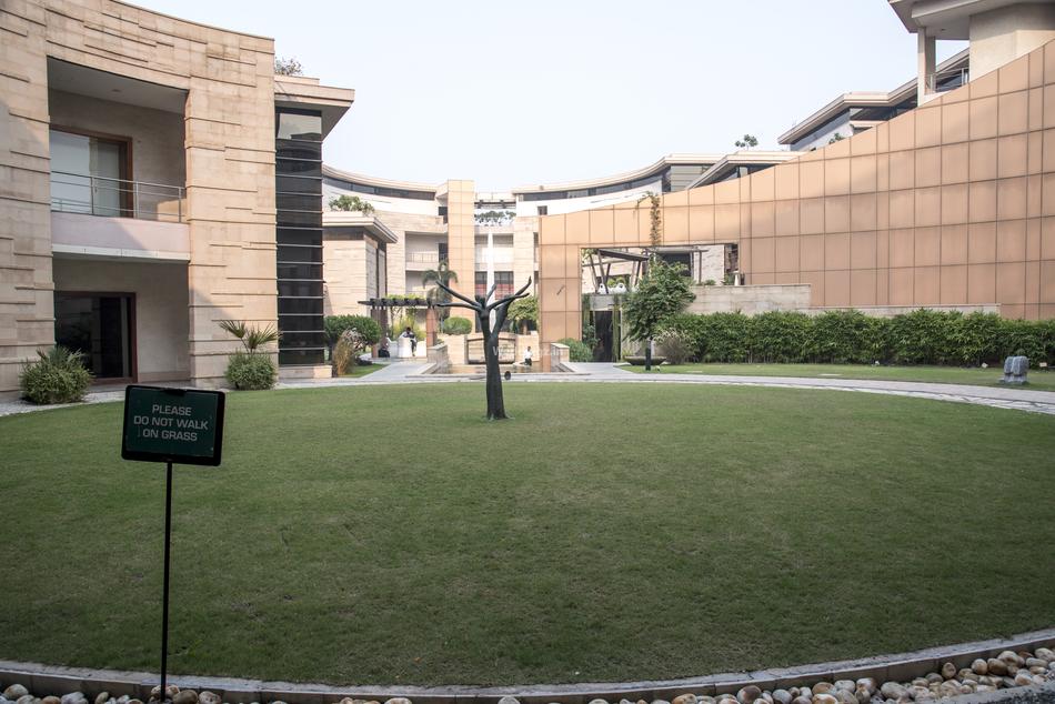 Flavor Pirates Sector 127, Noida | Banquet Hall | Wedding Lawn ...