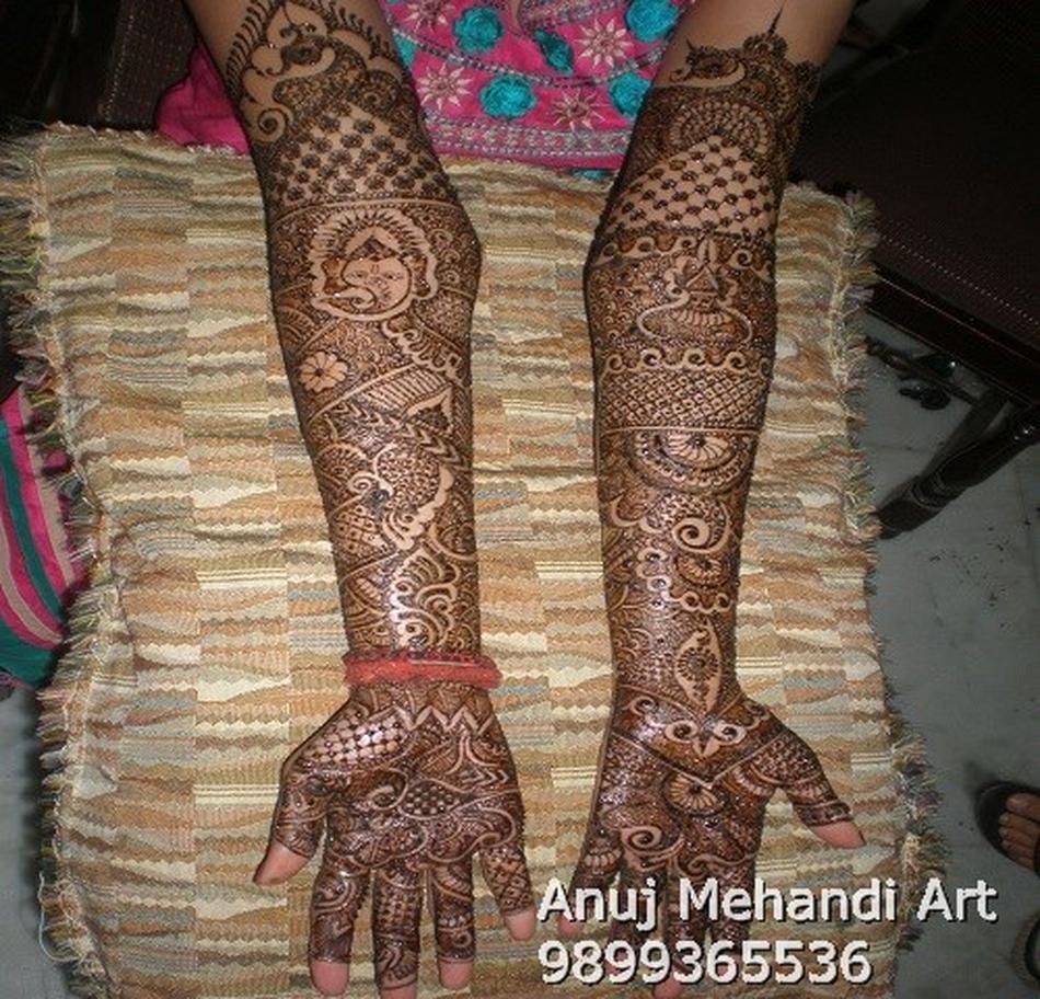 Anuj Mehndi Art, Bridal Mehndi Artist in Delhi | WeddingZ