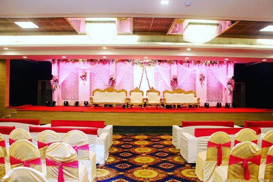 GCC Hotel and Club Mira Road, Mumbai | Banquet Hall | Wedding Lawn ...