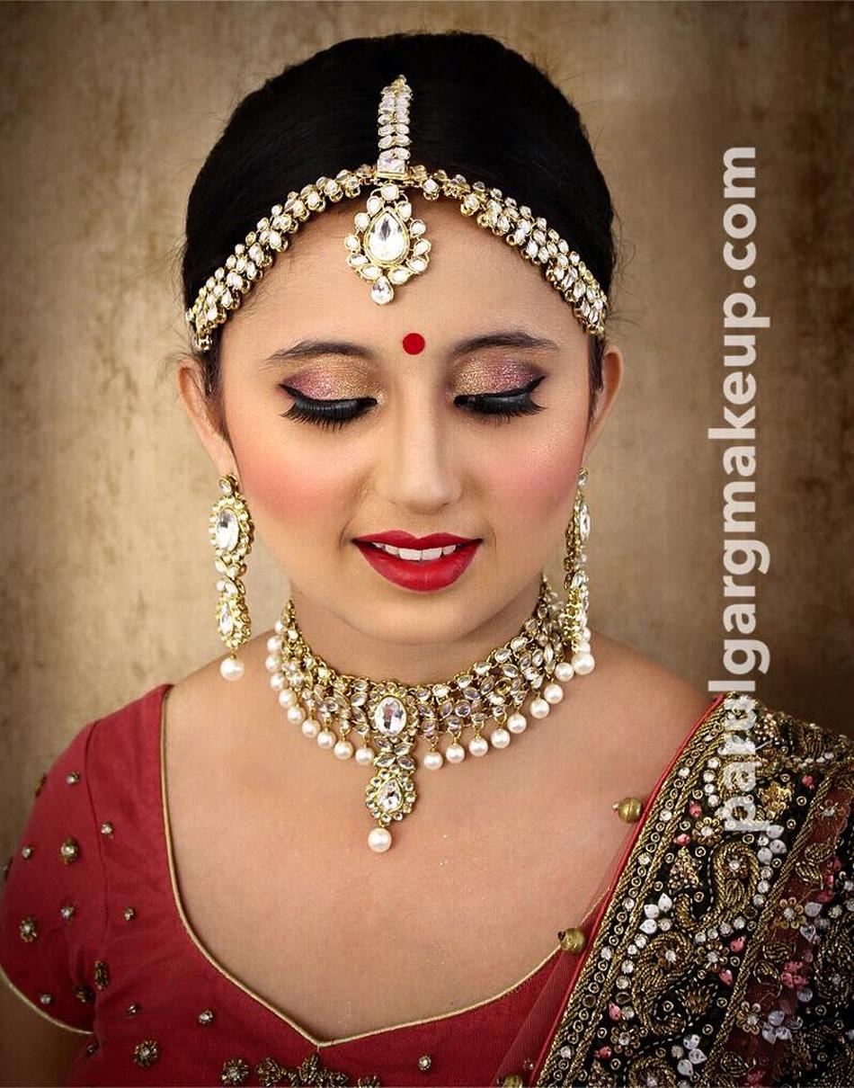 Parul Garg Makeup, Bridal Makeup Artist in Delhi | WeddingZ