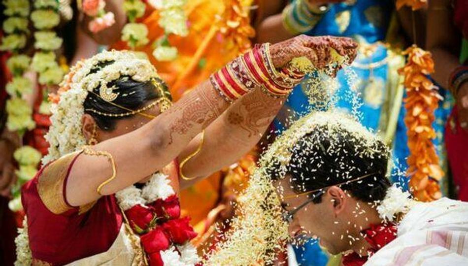 Sri Balaji Studio, Wedding photographer in Chennai | WeddingZ