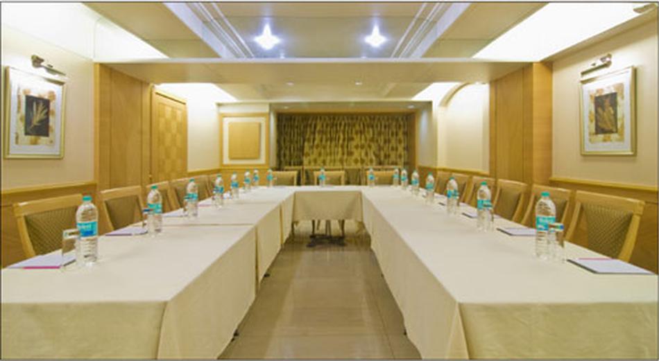 Hotel Solitaire Andheri East, Mumbai | Banquet Hall | Wedding Hotel ...