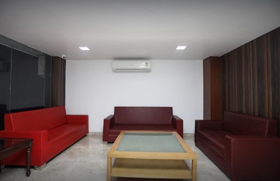 OYO Flagship 13847 HCMR Complex Shahdara, Delhi | Banquet Hall ...