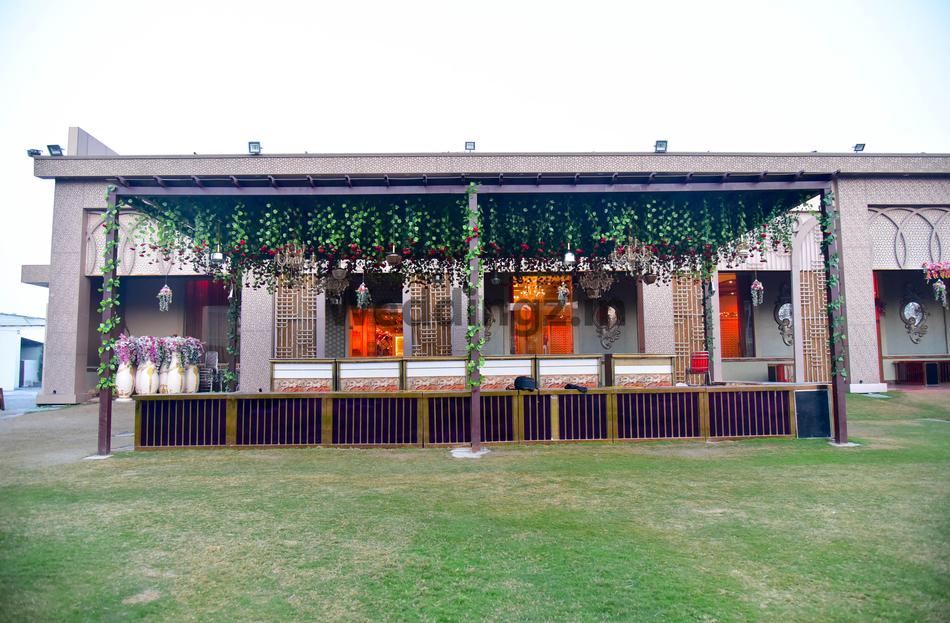 Royal Arches Bakoli, Delhi | Banquet Hall | Wedding Lawn | WeddingZ.in