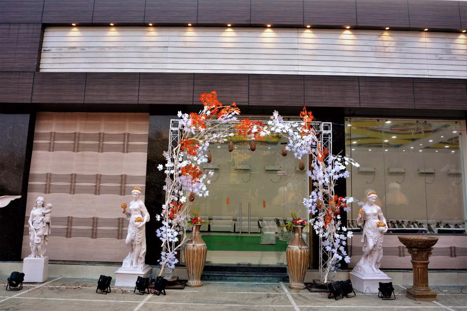 Shiv Durga Garden Arun Kumar Saha's Bagan Bari Madhyamgram, Kolkata ...