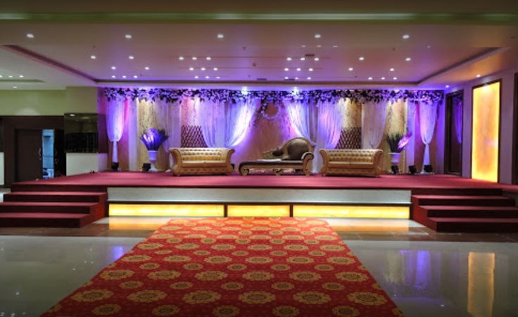 Nakshatra Banquet Sitabuldi, Nagpur | Banquet Hall | WeddingZ.in