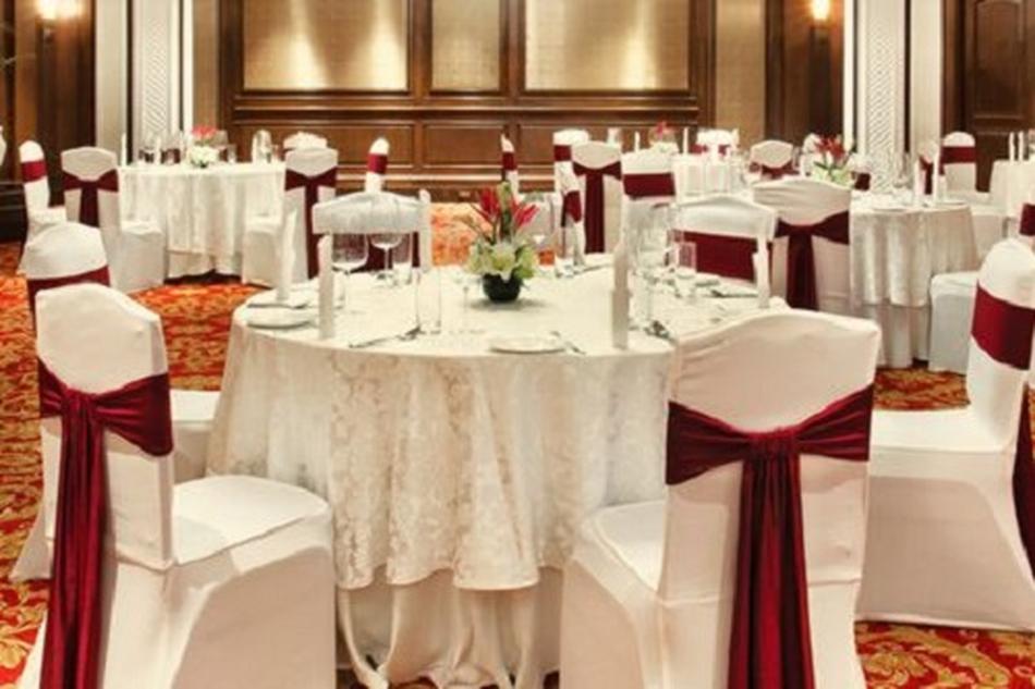 Le Meridien Connaught Place, Delhi | Banquet Hall | Wedding Lawn ...