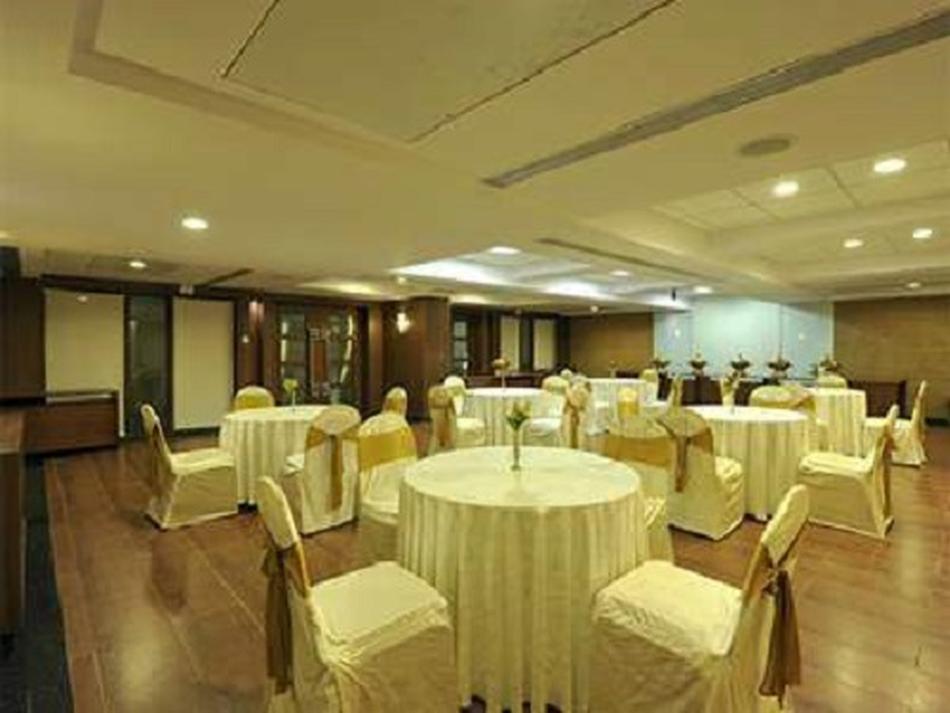 GCC Hotel and Club Mira Road, Mumbai | Banquet Hall | Wedding Lawn ...