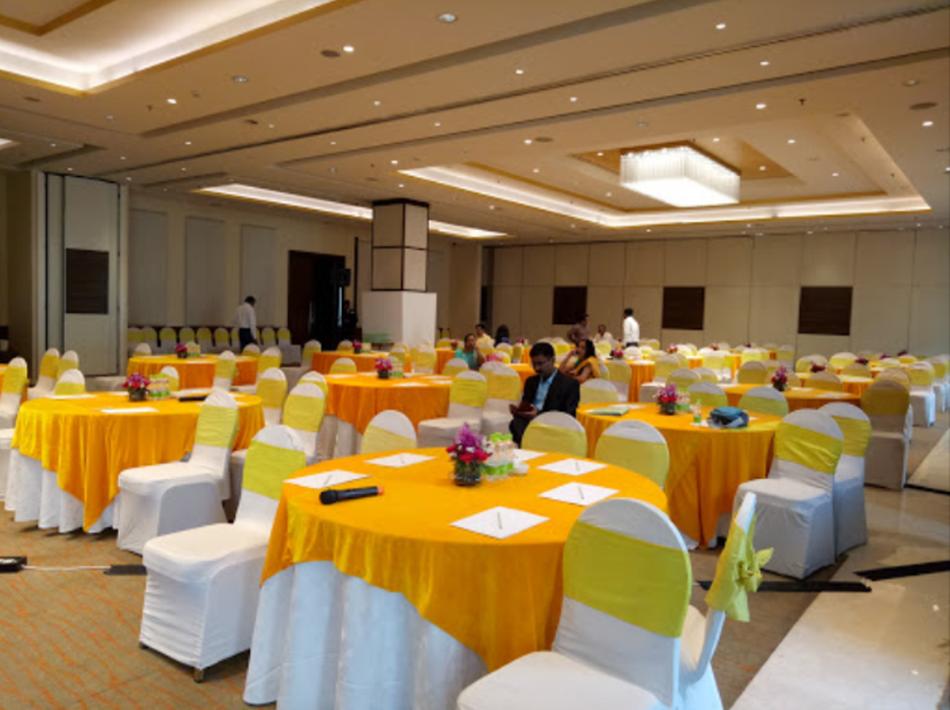 ITC Welcom Dwarka, Delhi | Banquet Hall | Wedding Lawn | WeddingZ.in