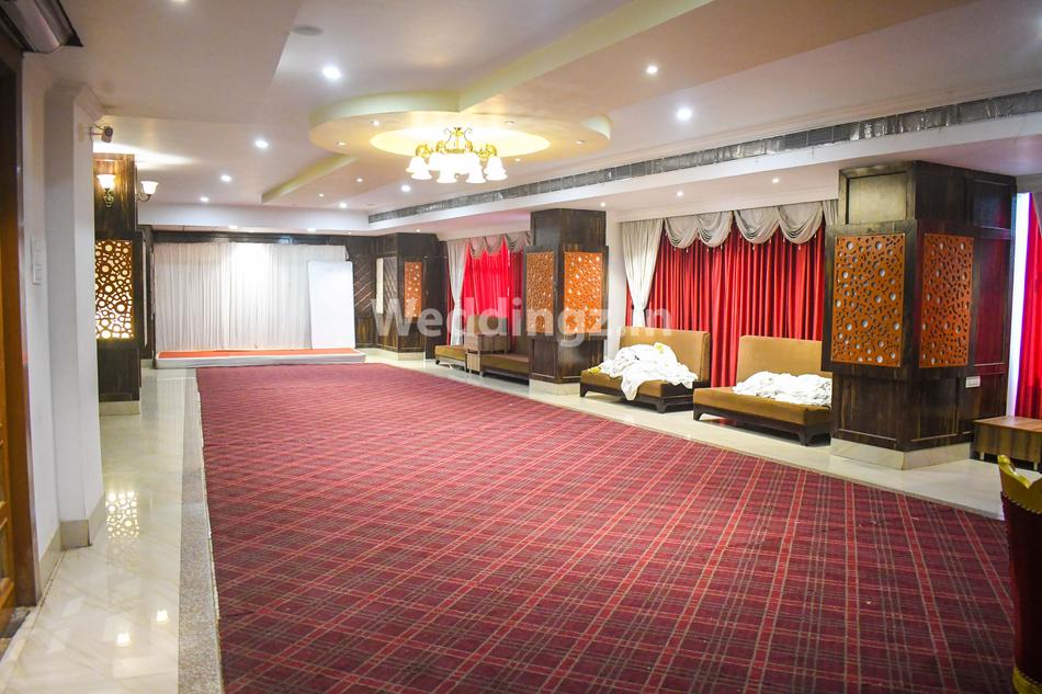 Hotel Parnil Palace Zoo Road, Guwahati | Banquet Hall | Wedding Hotel ...