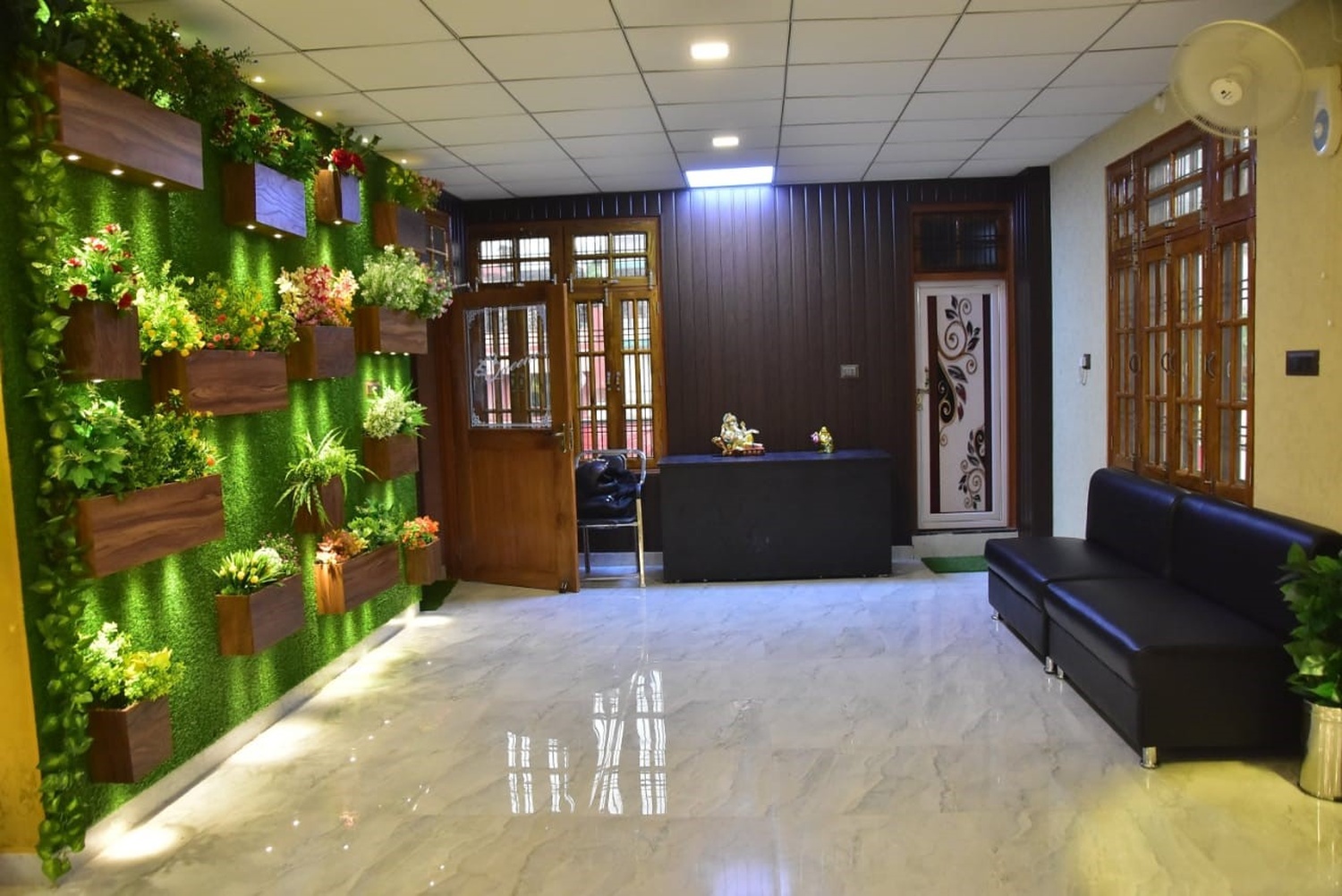 Queen's Banquet Alambagh, Lucknow | Banquet Hall | WeddingZ.in