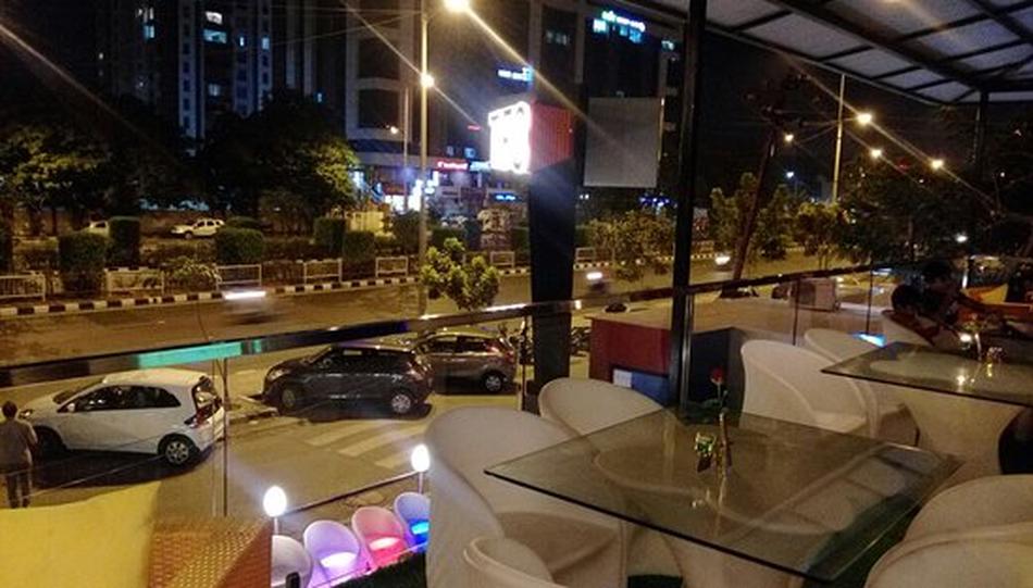 TFC Restaurant Vesu, Surat | Banquet Hall | Banquet Terrace | WeddingZ.in