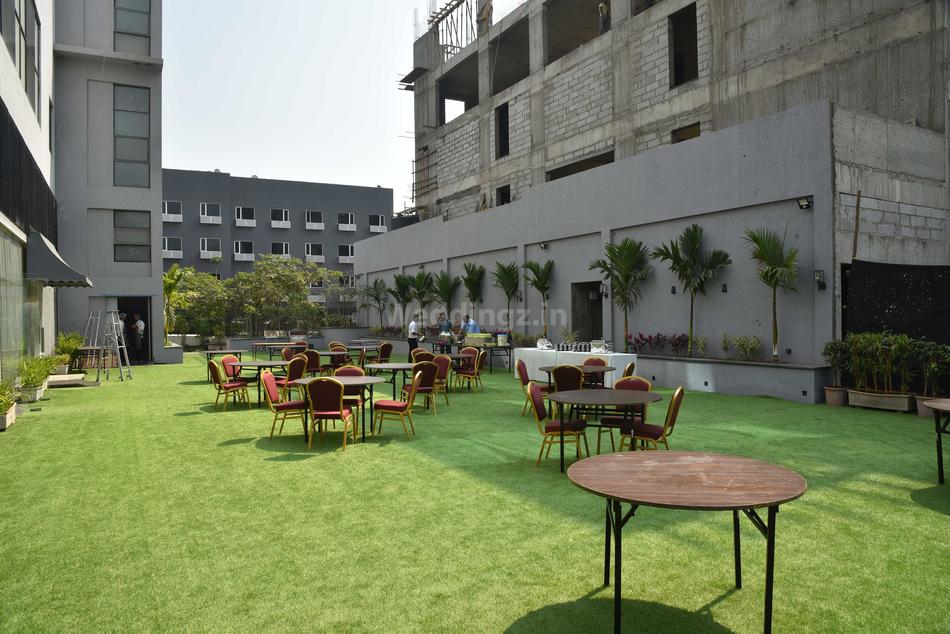 BLVD Hotel Satpur, Nashik | Banquet Hall | Wedding Lawn | WeddingZ.in