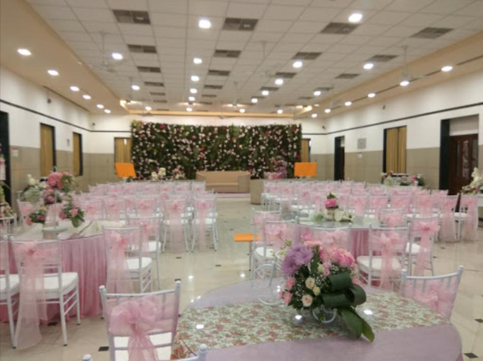 Shree Lakhamshi Napoo Hall Matunga, Mumbai | Banquet Hall | WeddingZ.in
