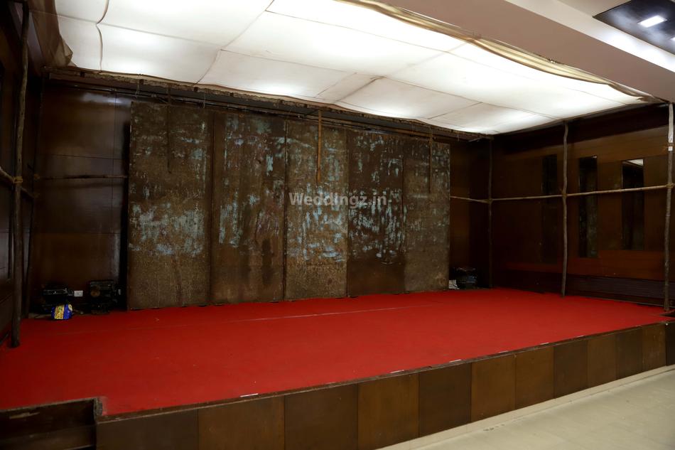 Bajaj Hall Malad West, Mumbai | Banquet Hall | WeddingZ.in