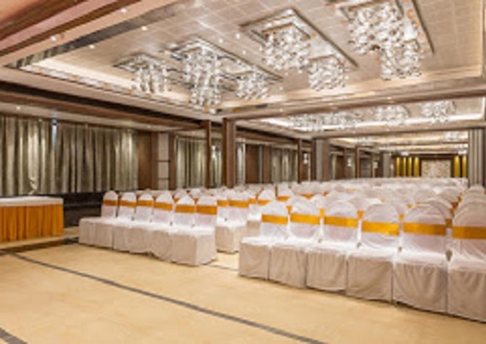 Chakra Banquets Andheri East, Mumbai | Banquet Hall | WeddingZ.in