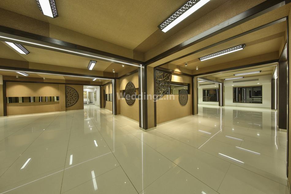 The Grand Gayatri Subhanpura, Baroda | Banquet Hall | WeddingZ.in