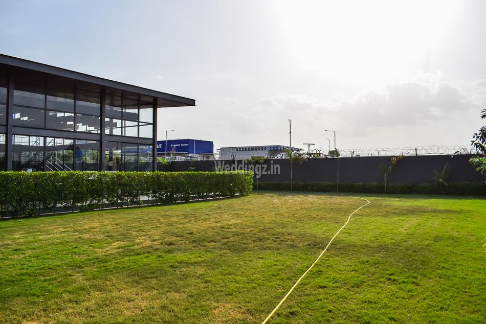 Maple 99 Restaurant And Banquet Chandkheda, Ahmedabad | Banquet Hall ...