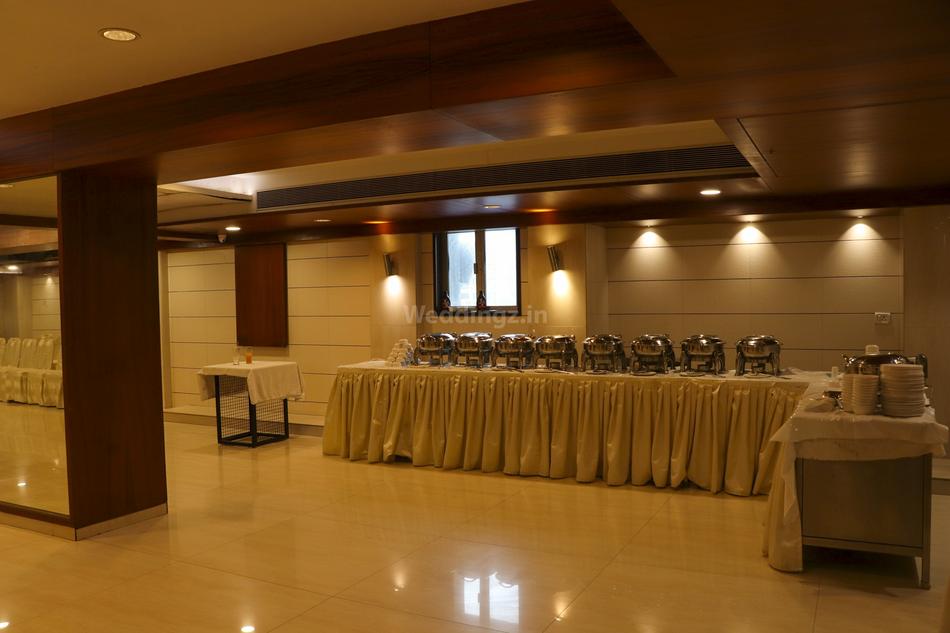 Manisha Fine Dining Bar and Banquet CBD Belapur, Mumbai | Banquet Hall ...