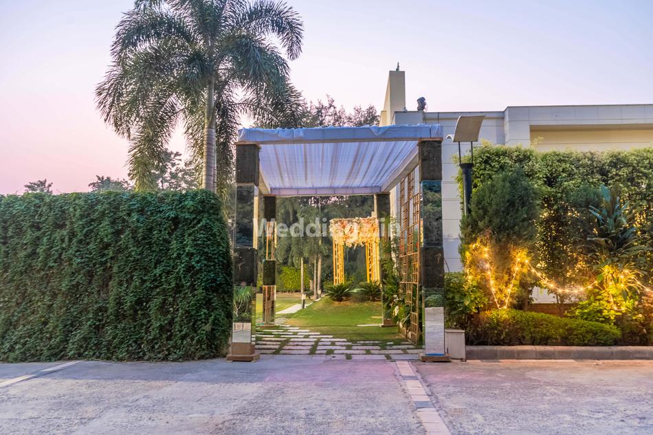 Nandi Greens Ghitorni, Delhi | Banquet Hall | Wedding Lawn | WeddingZ.in