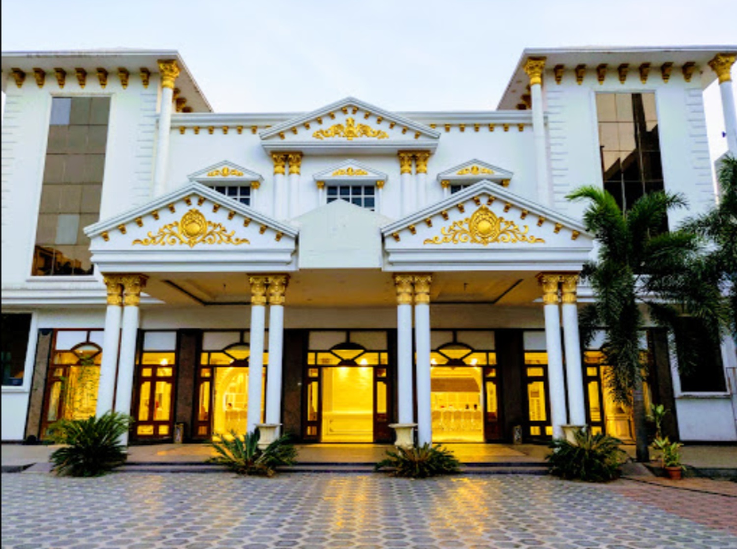 GM Garden Function Plaza Tolichowki, Hyderabad | Banquet Hall | WeddingZ.in