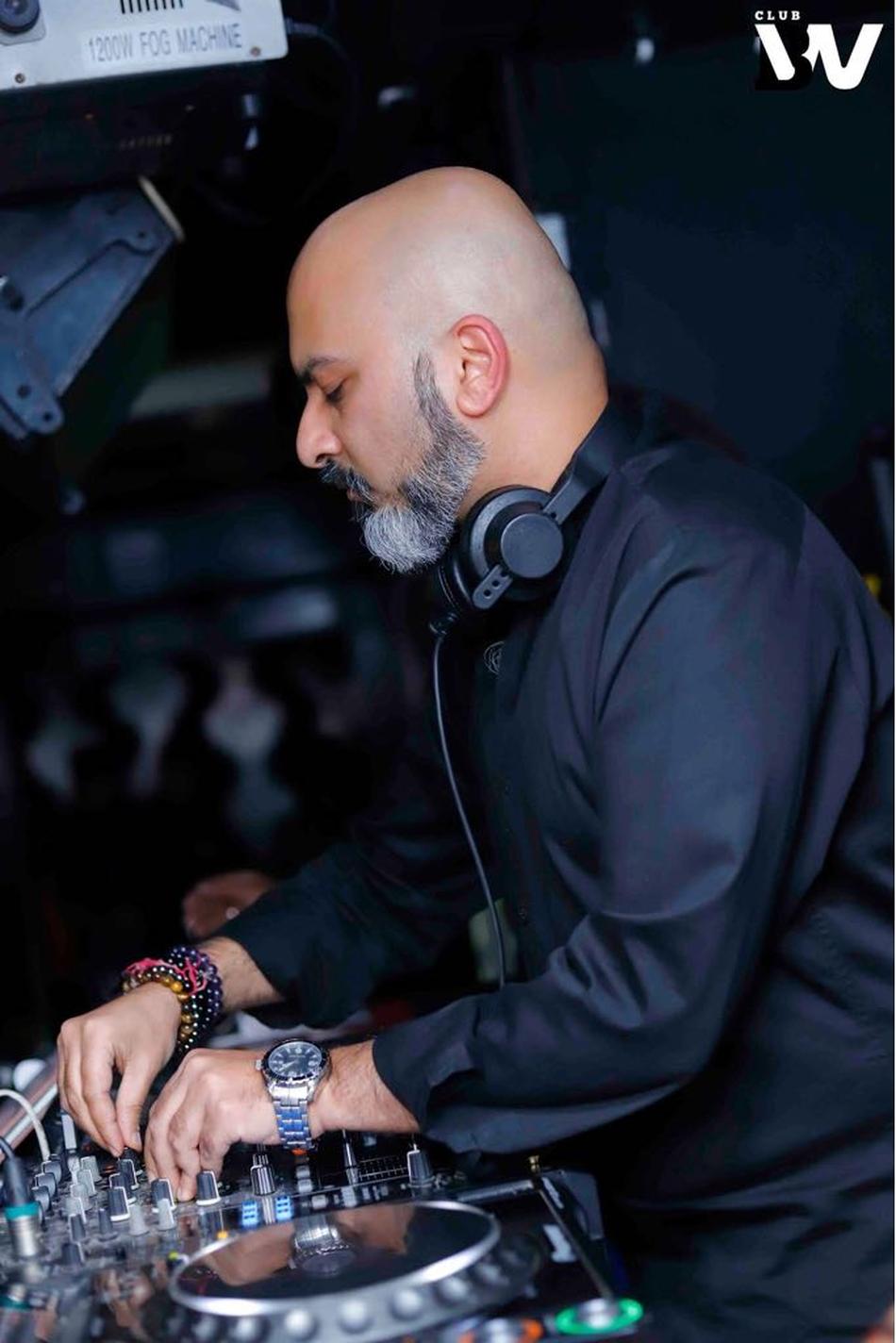 DJ Sidharth Talwar, DJ in G.K - 2, Delhi | WeddingZ