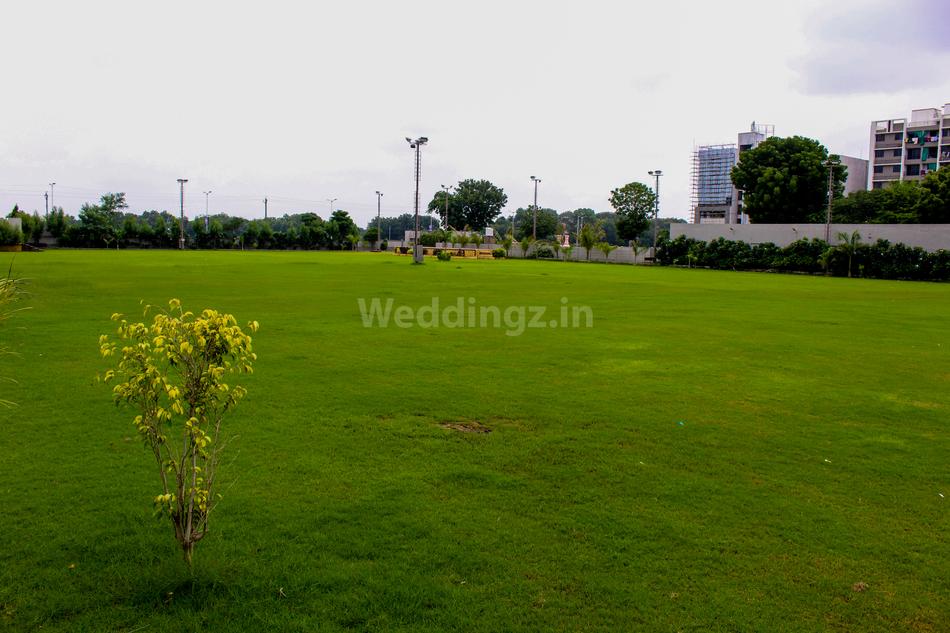 Sardar Party Plot Nava Naroda, Ahmedabad | Wedding Lawn | WeddingZ.in
